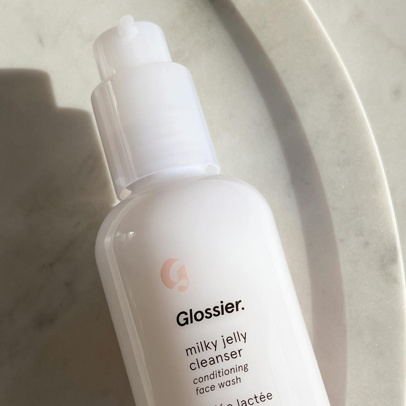 Milky cleanser store
